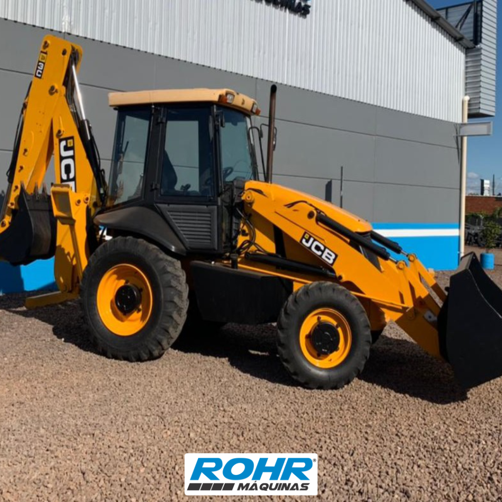 RETROESCAVADEIRA BHL 3C 4X4 2016